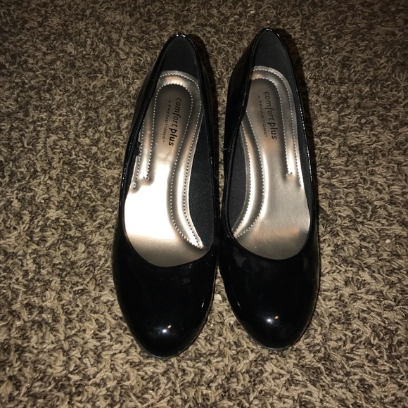 Shoes | Super Cute Black Shiny Pumps | Poshmark